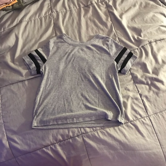 Tops | Grey Crop Top | Poshmark